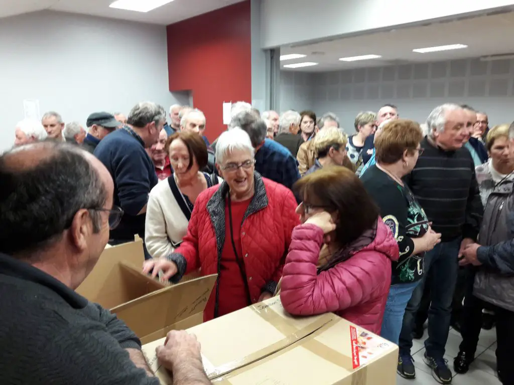 Comment organiser un concours de belote ? - MamanSanta Comment organiser un concours de belote ? - MamanSanta
